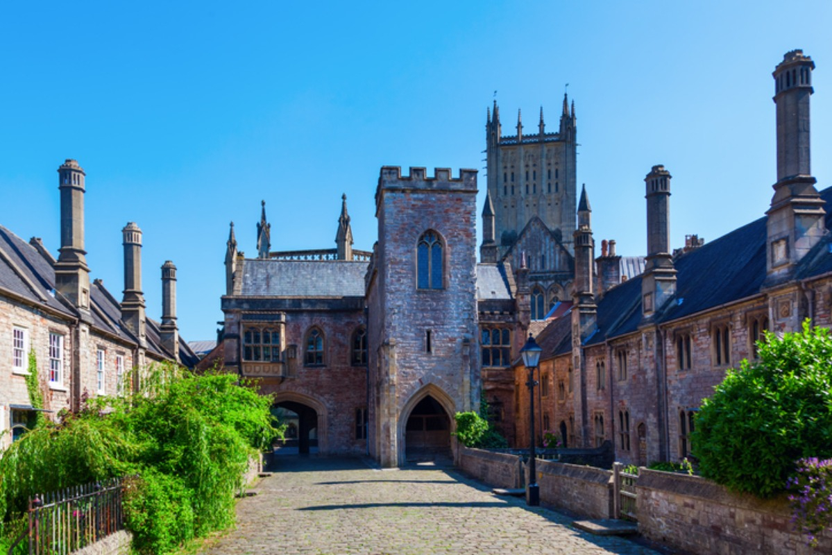 Best Places to Live in Somerset | Moving to Somerset - First In The Door