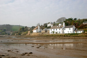 Best Places to Live in Devon | Moving to Devon - First In The Door